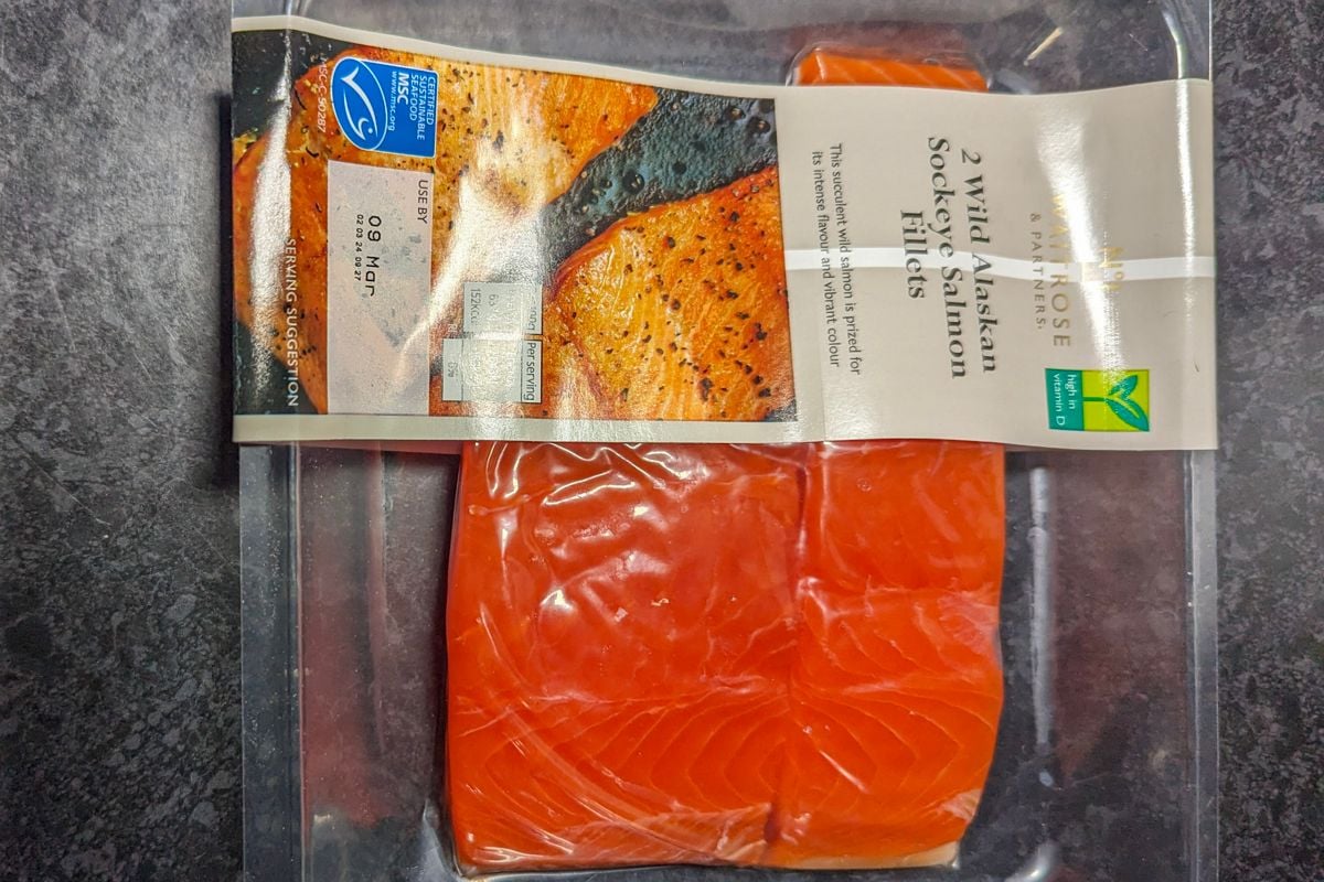 Salmon and Pea Puree - Candyflosslife